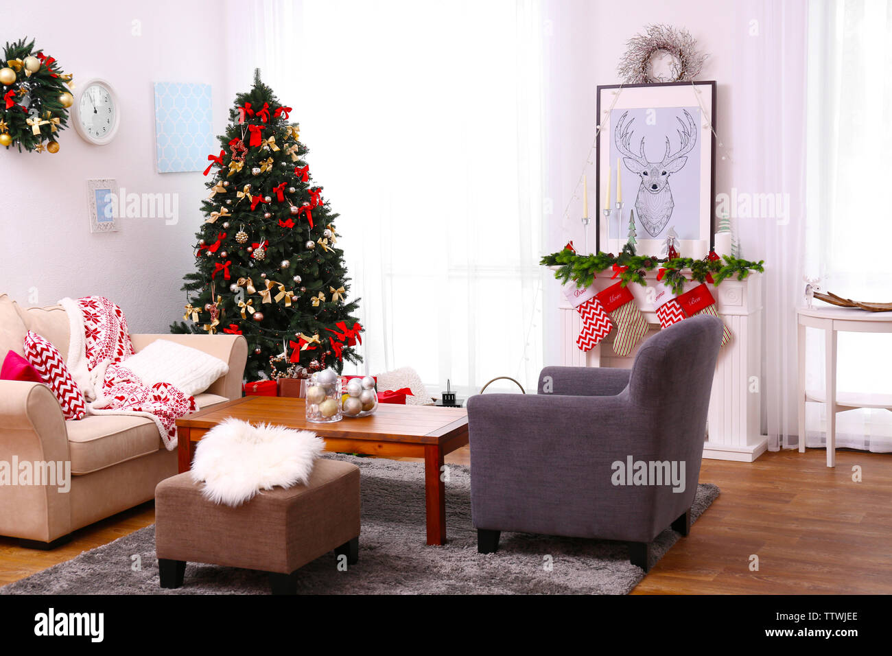 Decorated Christmas room with beautiful fir tree Stock Photo - Alamy