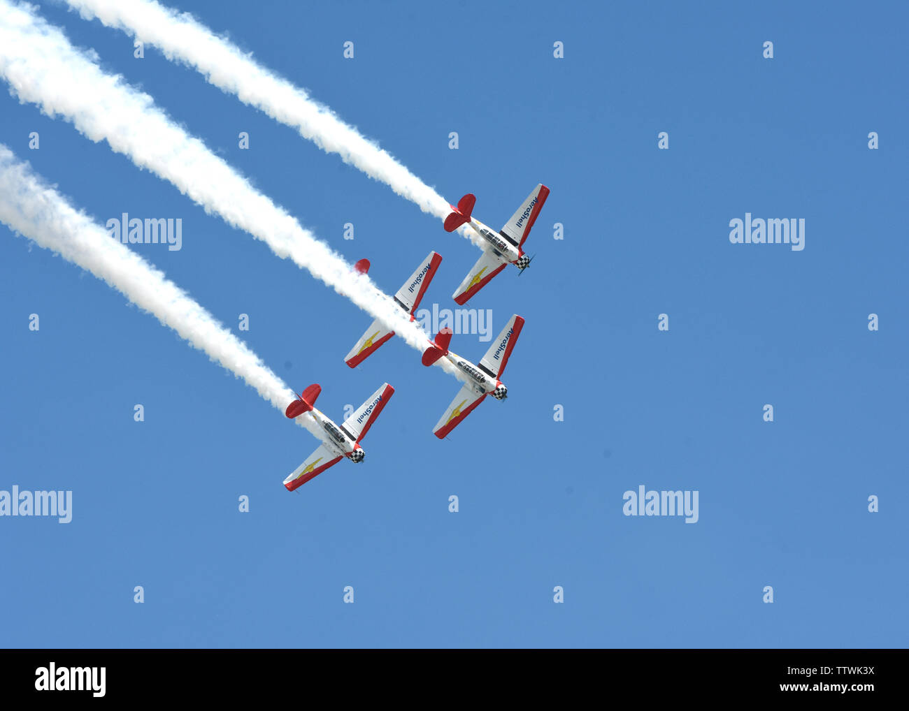 The Aeroshell Aerobatic Team displays their precison formation June 15 ...
