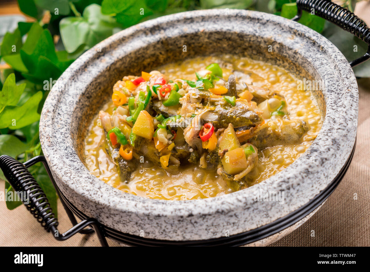 Stone pot fish hi-res stock photography and images - Alamy