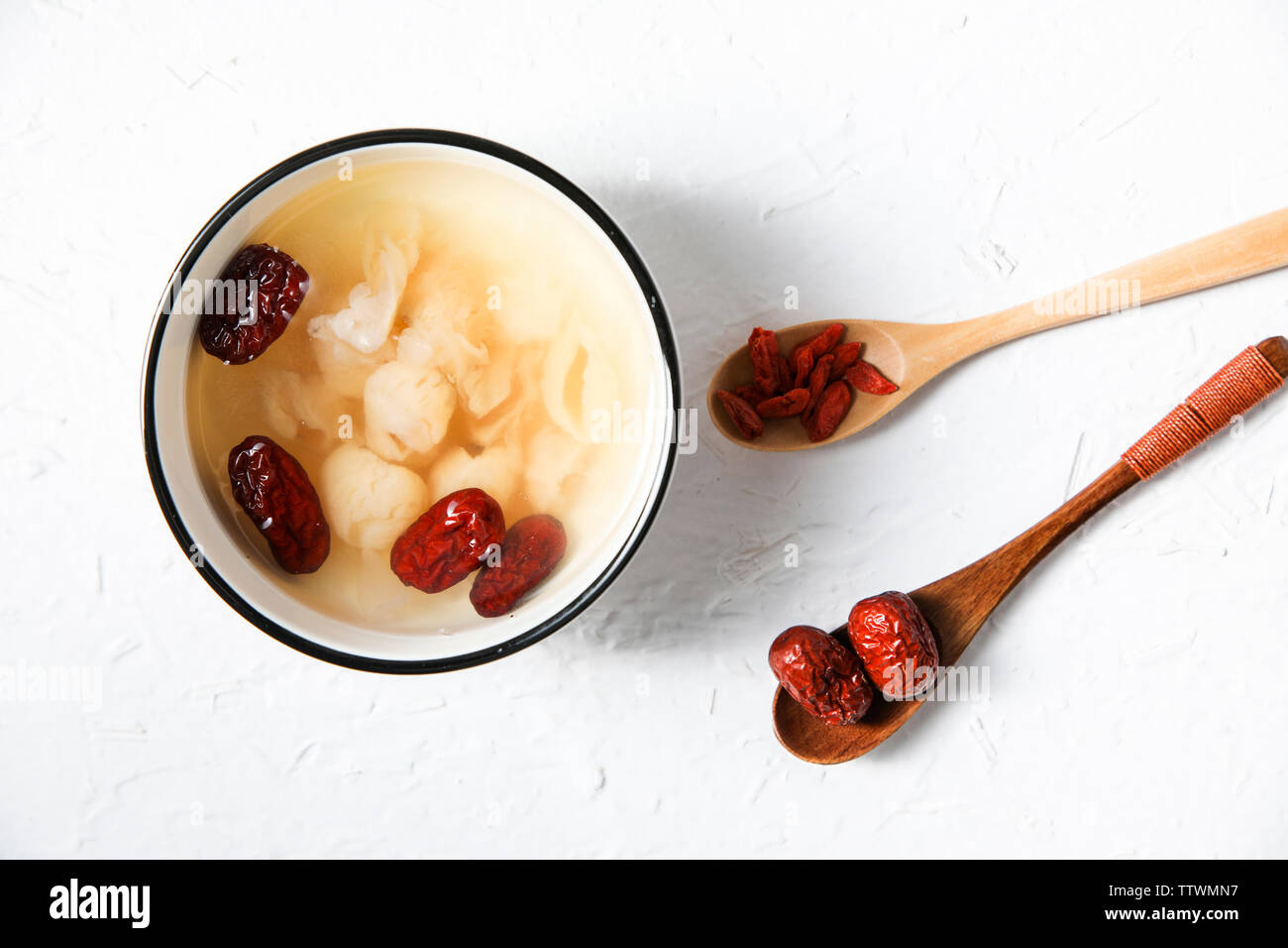 Silver ear soup hi-res stock photography and images - Alamy