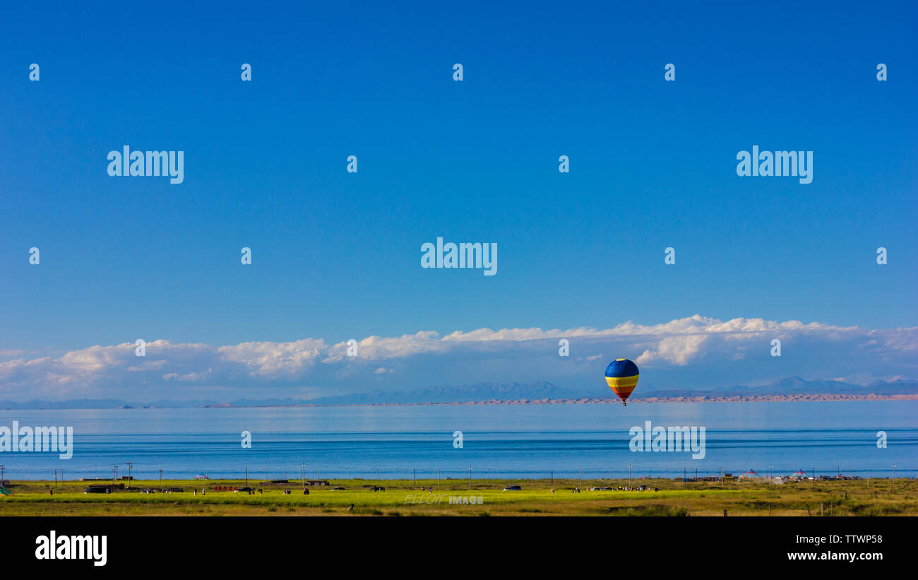 Comfortable weather with qinghai lake hi-res stock photography and ...