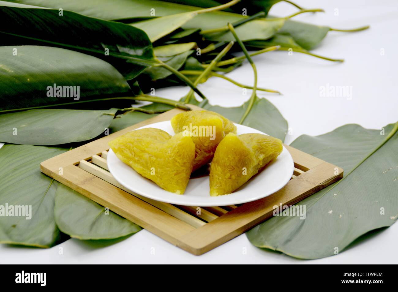 Traditional Chinese brown seeds Stock Photo - Alamy