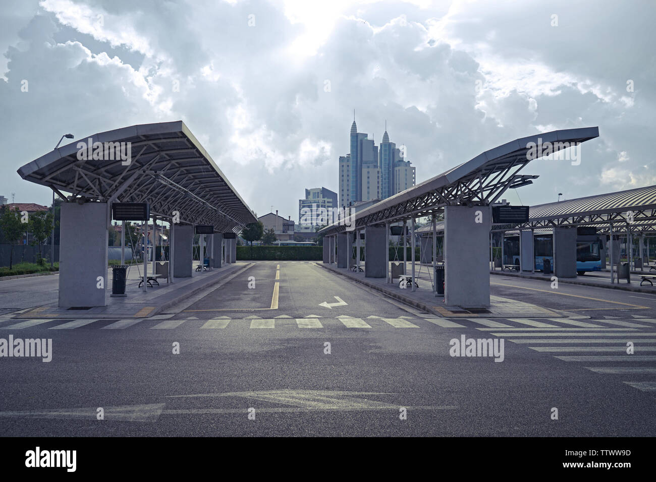Empty bus station Stock Photo - Alamy