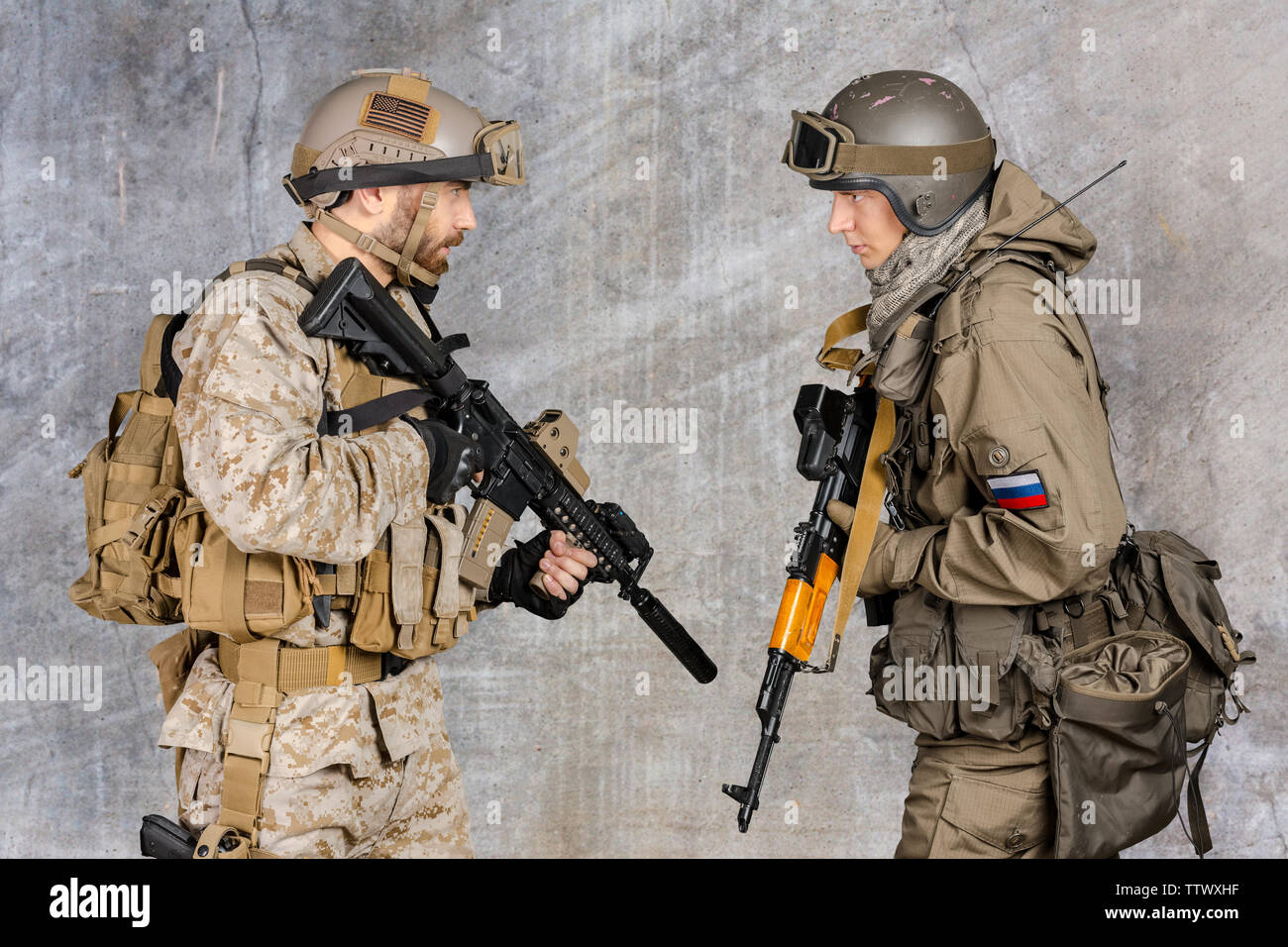 Two special force soldiers Stock Photo - Alamy
