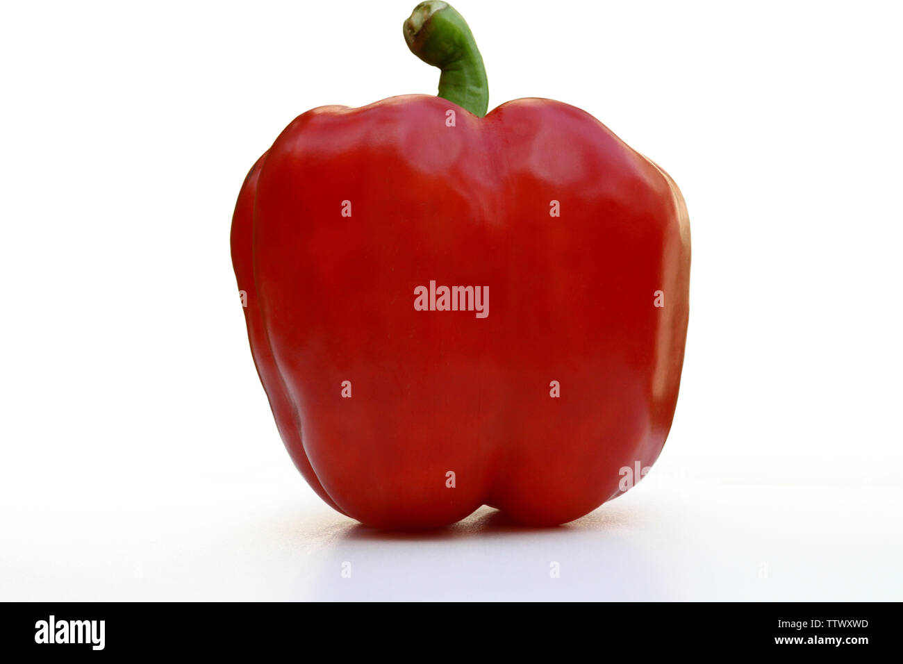 Red bell pepper still life hi-res stock photography and images - Alamy