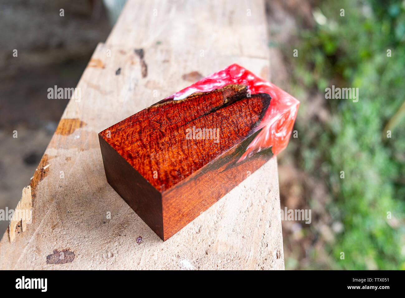 Casting resin burl wood Stock Photo - Alamy