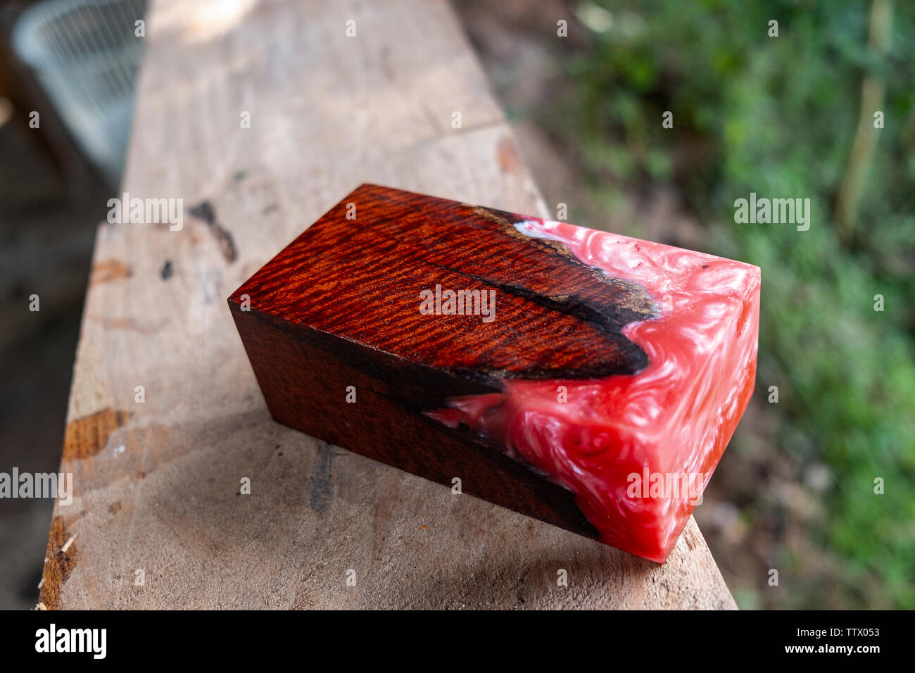 Casting resin burl wood Stock Photo - Alamy