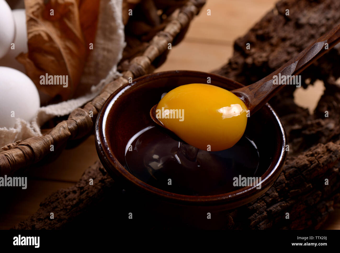 Eggs, dirt, eggs, stupid eggs Stock Photo - Alamy