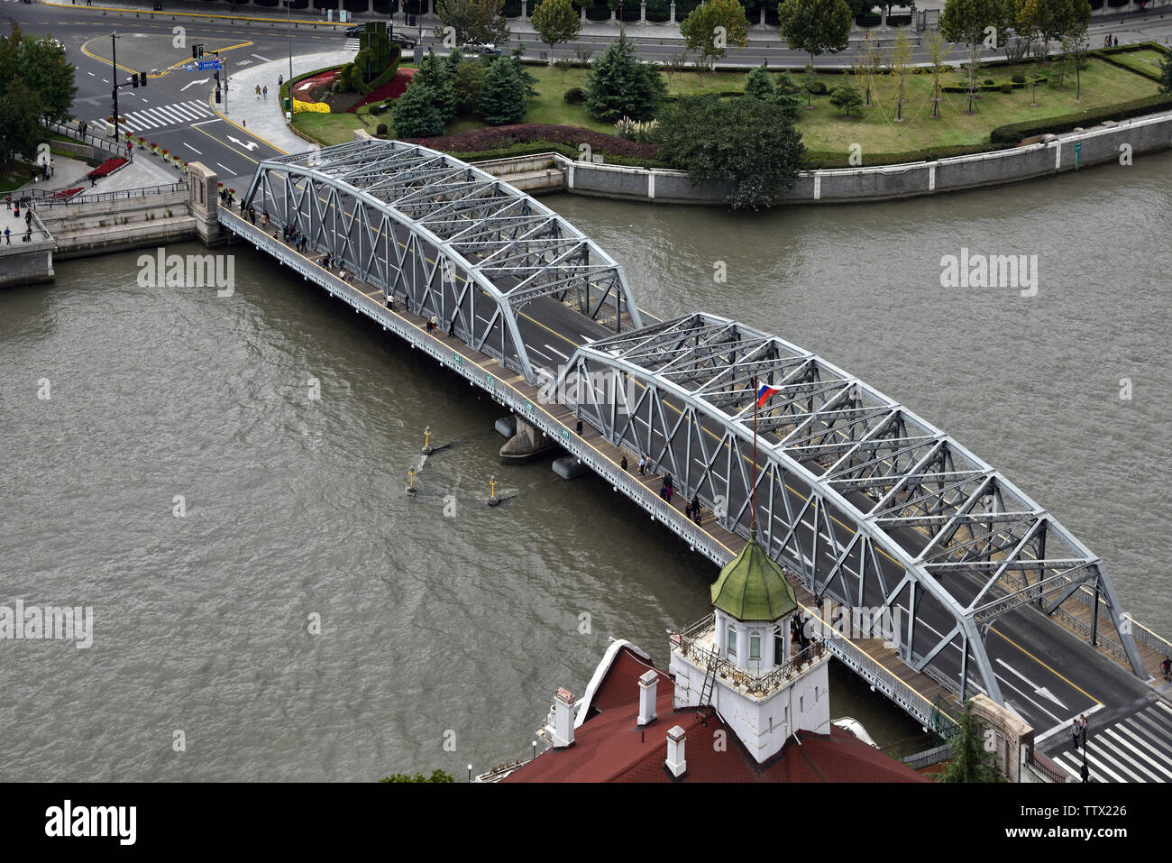 Shanghai Waidu Bridge Stock Photo - Alamy