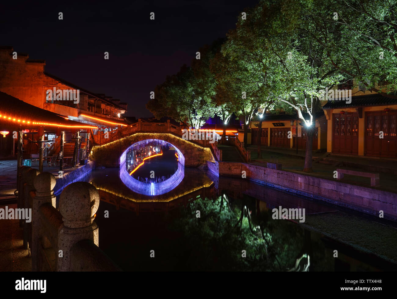 Anchang water town hi-res stock photography and images - Alamy