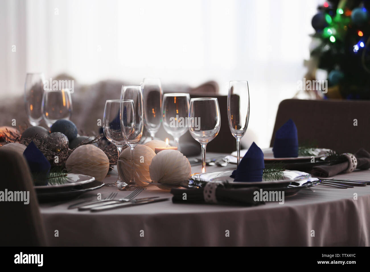 Table served for Christmas dinner in living room, close up view Stock ...