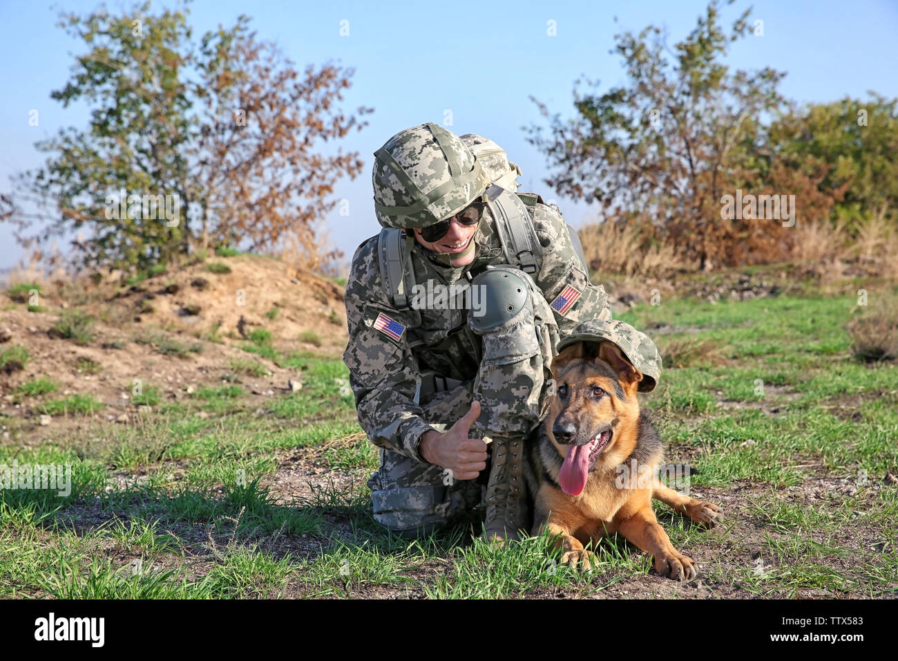 Military dog goggles hi-res stock photography and images - Alamy