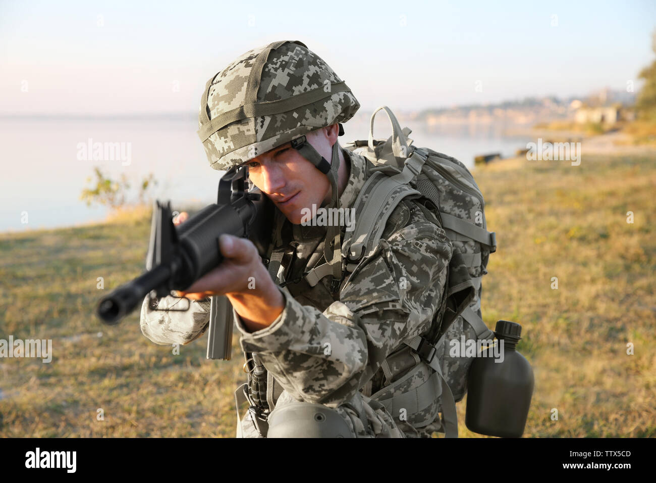 Us army shooting range hi-res stock photography and images - Alamy