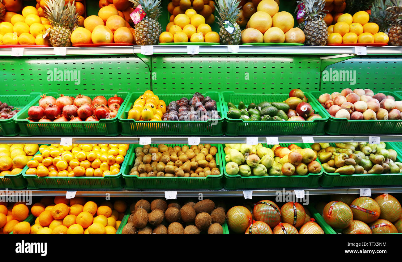Fresh fruits in supermarket Stock Photo - Alamy