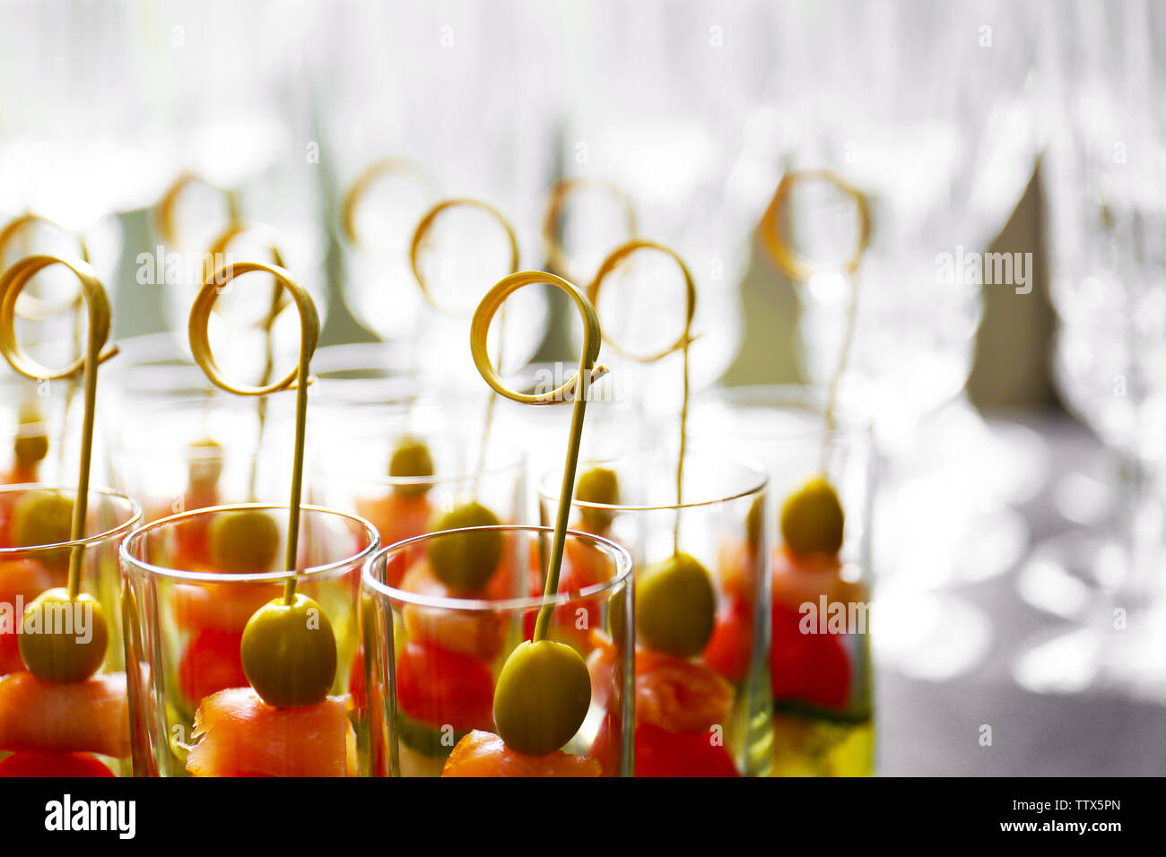 Canape cups hi-res stock photography and images - Alamy