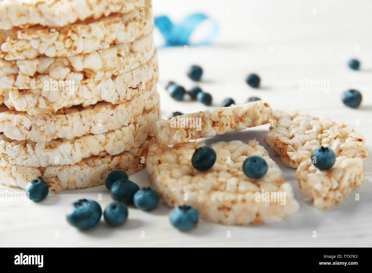 Round crispbreads hi-res stock photography and images - Alamy