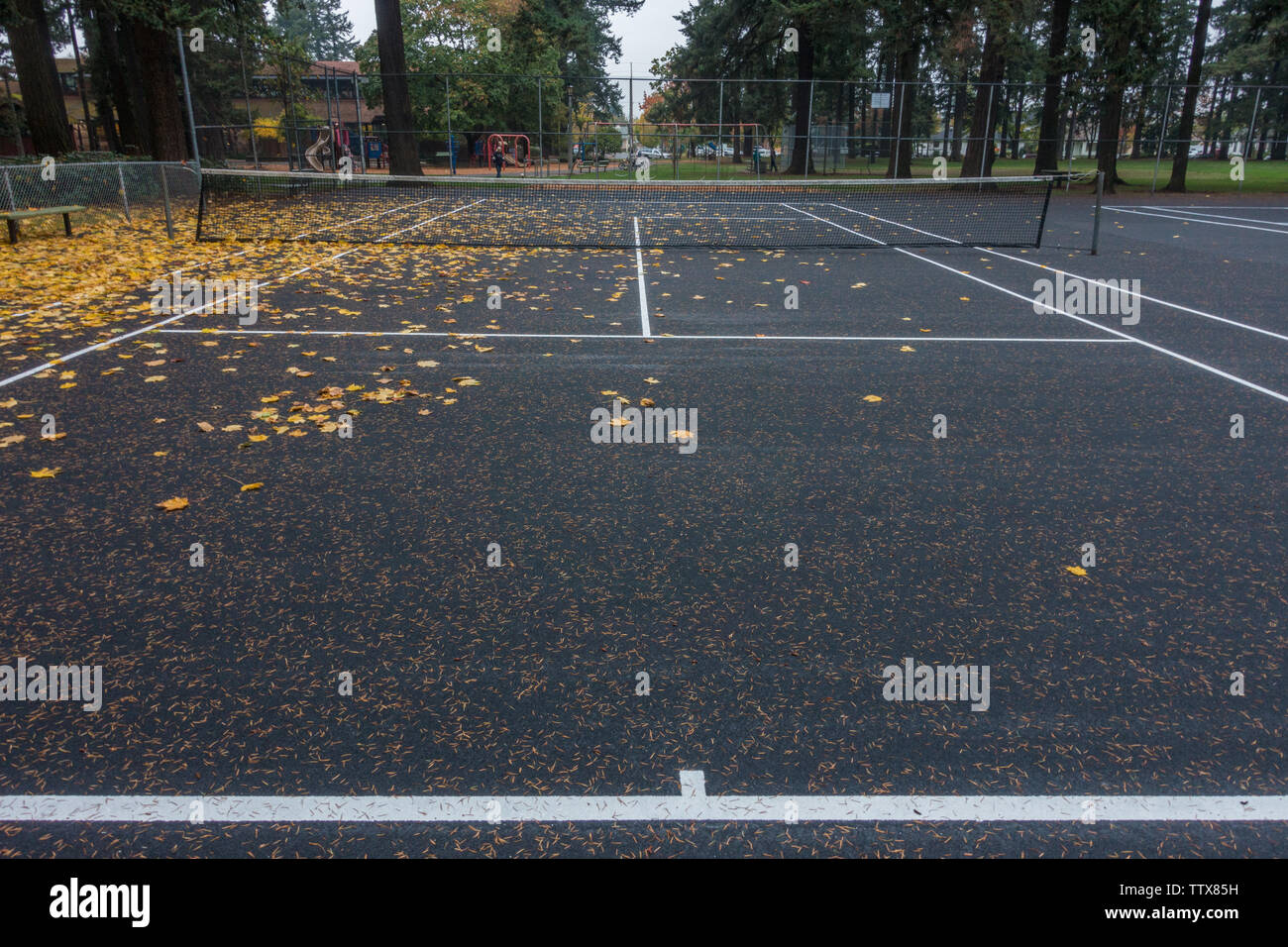 Tennis autumn hi-res stock photography and images - Alamy