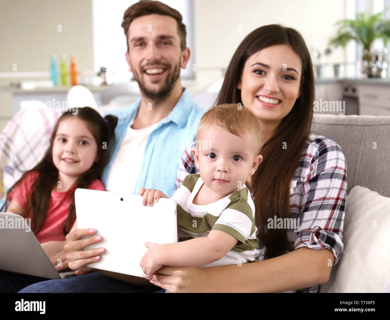 Kitchen gadgets modern hi-res stock photography and images - Alamy