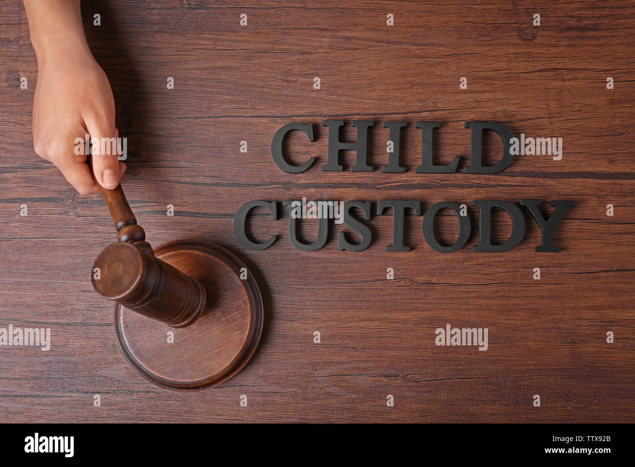 Crime child custody hi-res stock photography and images - Alamy