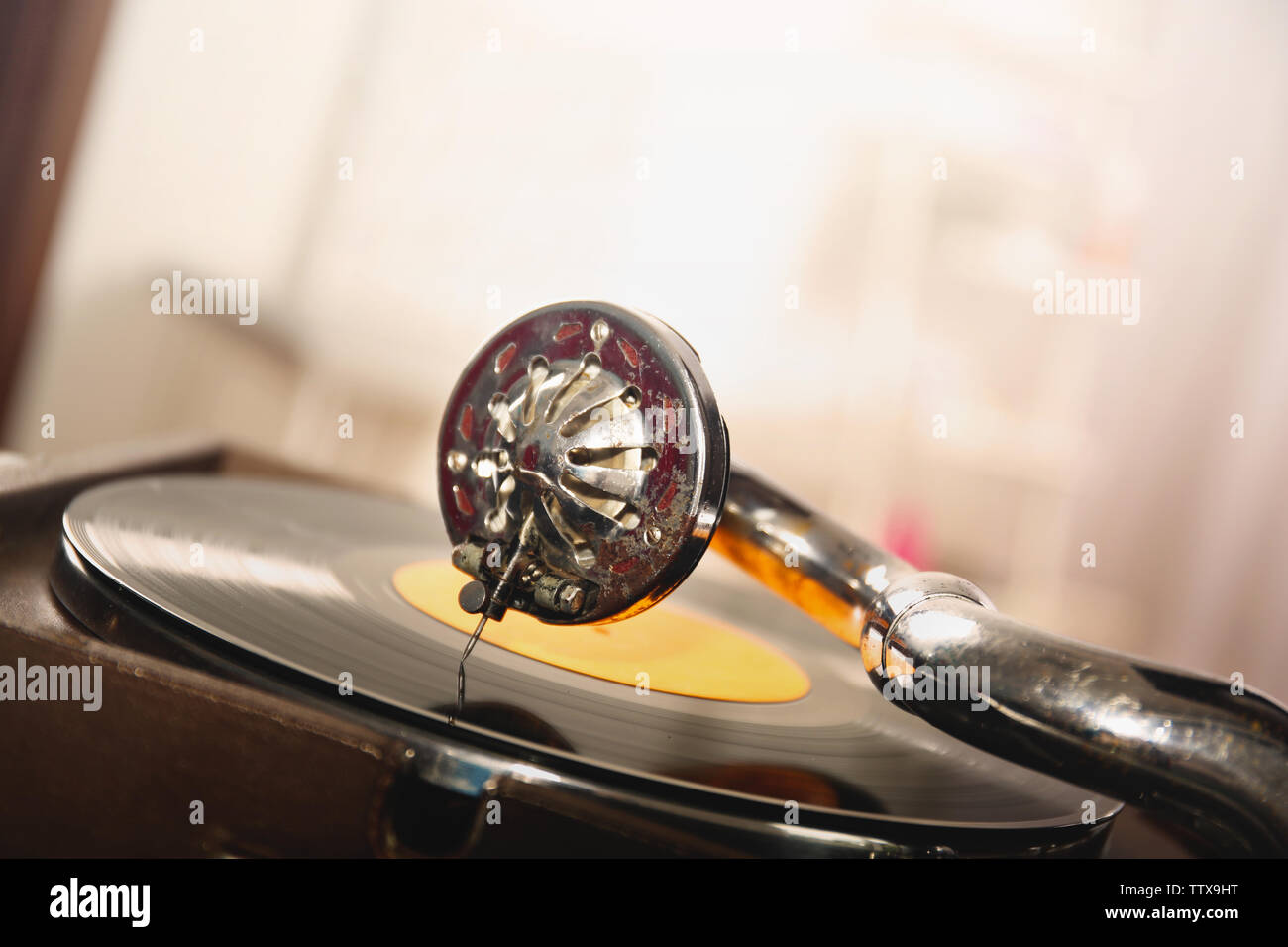 Old gramophone player, closeup Stock Photo - Alamy