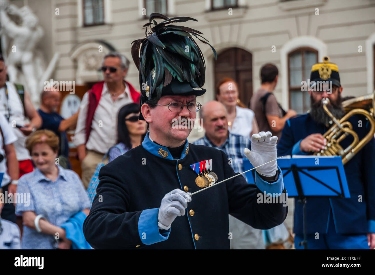 Vienna austria large crowd hi-res stock photography and images - Alamy