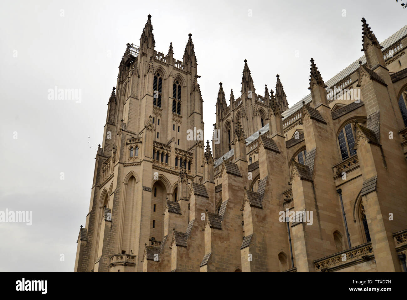 Ancient high rise building gothic architecture hi-res stock photography ...