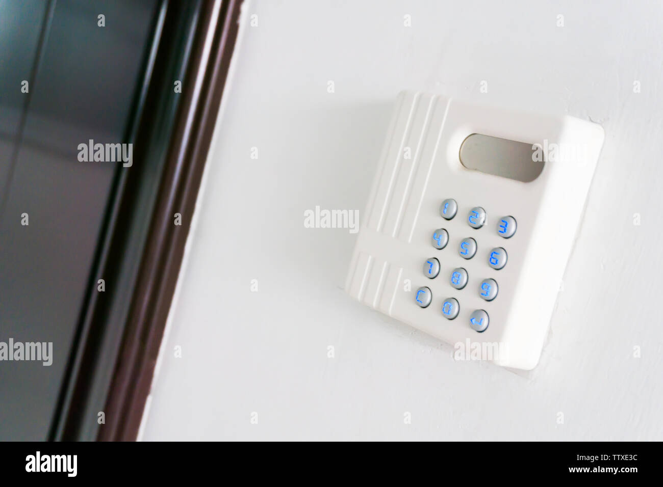 Smart phone no entry hi-res stock photography and images - Alamy