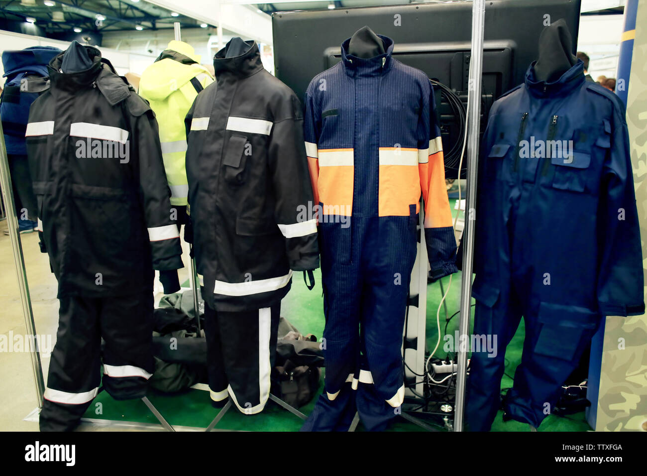 Museum staff uniform hi-res stock photography and images - Alamy