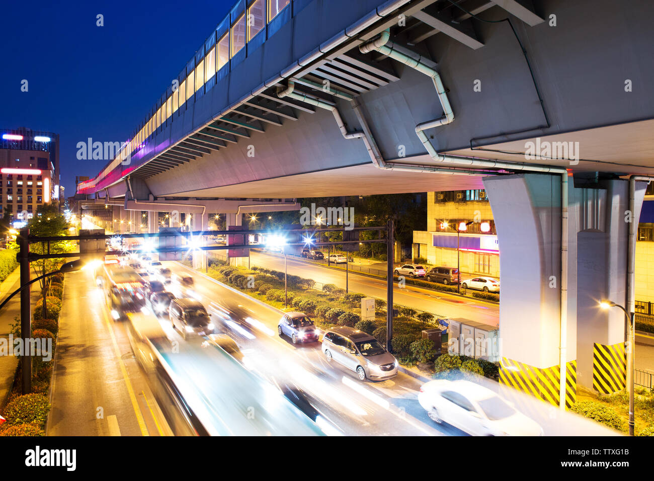 Under viaduct hi-res stock photography and images - Alamy