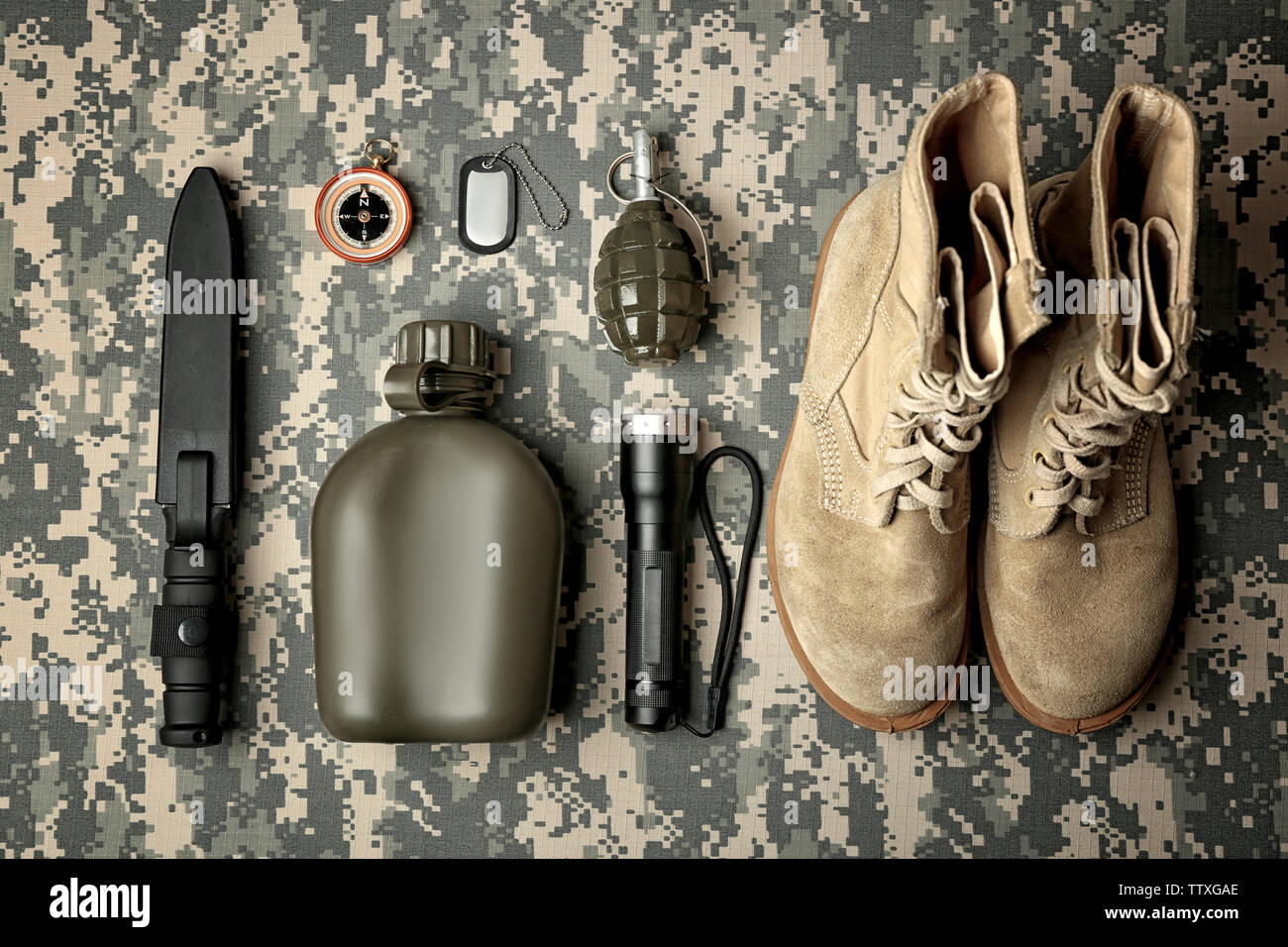 Combat boots top view hi-res stock photography and images - Alamy