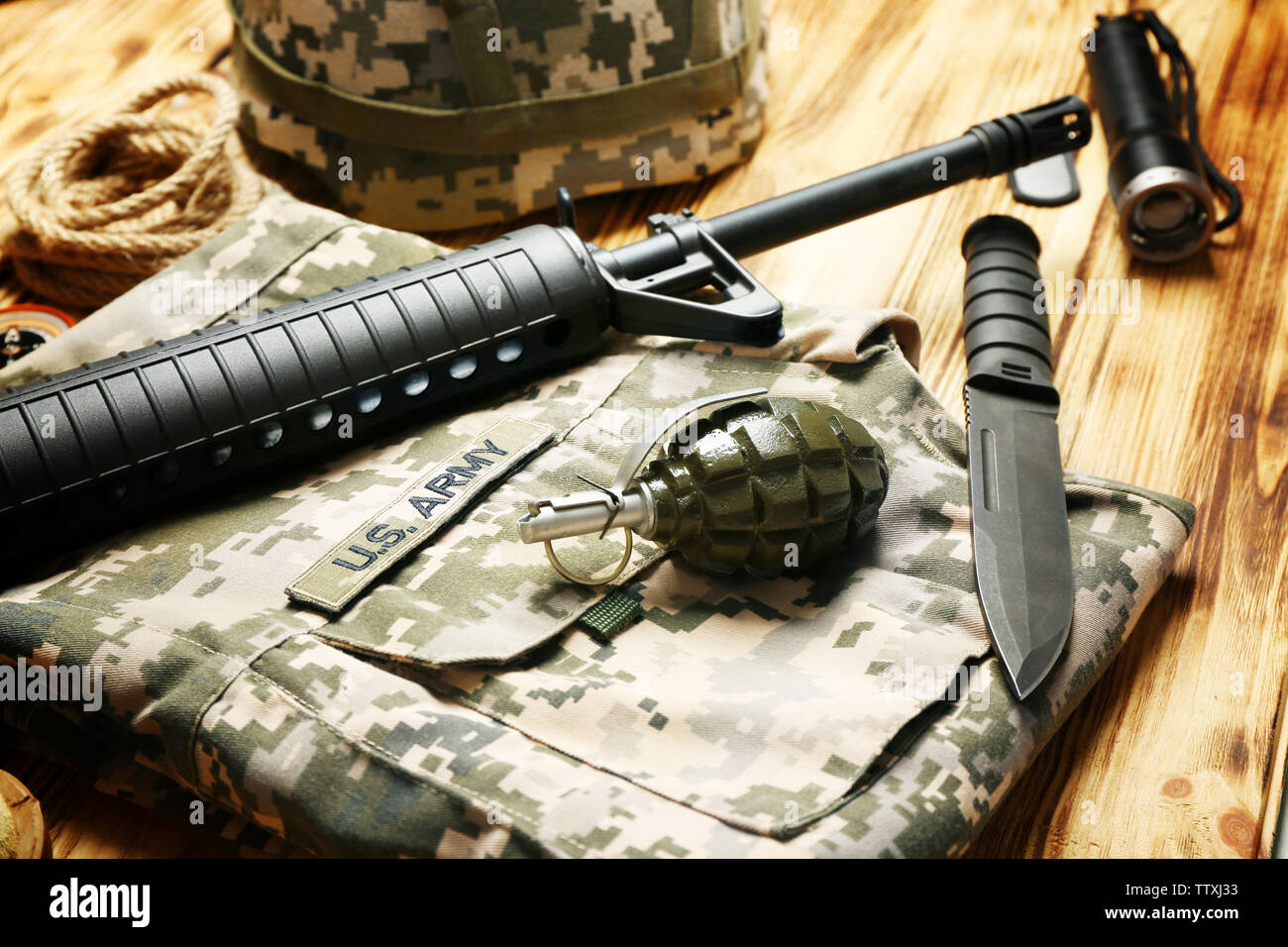Military equipment identification hi-res stock photography and images ...
