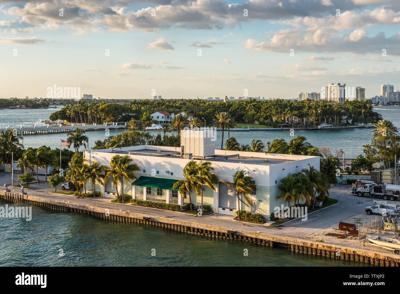 Fpl hi-res stock photography and images - Alamy