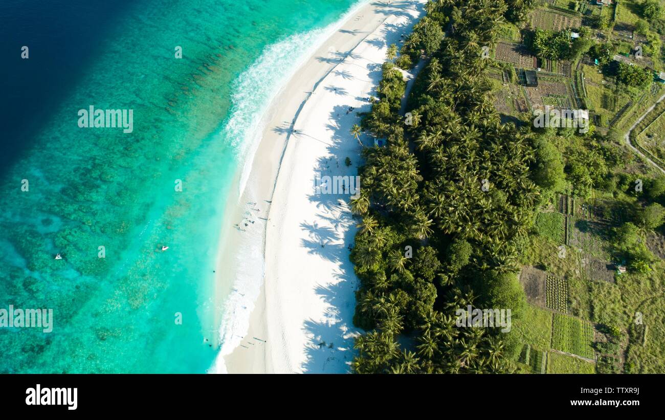 Amazing maldives island panorama hi-res stock photography and images ...