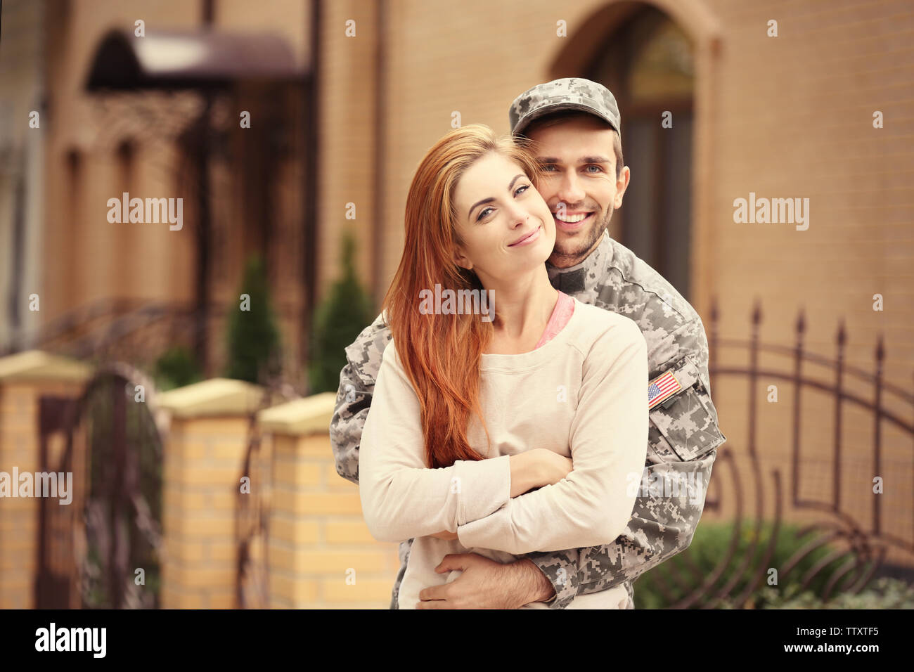 Handsome soldier reunited family hi-res stock photography and images ...