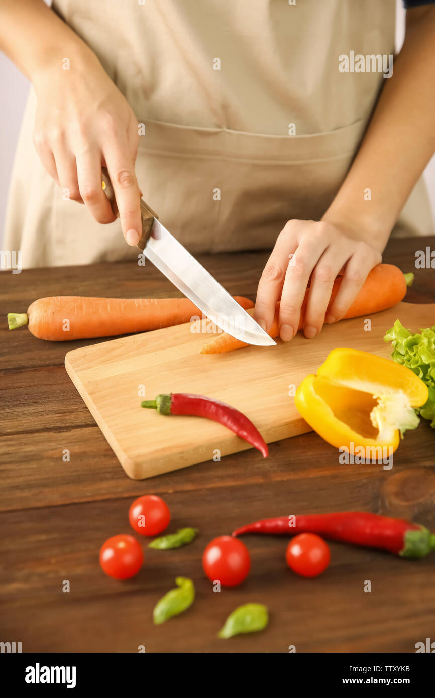 Chilli chopping apron hi-res stock photography and images - Alamy