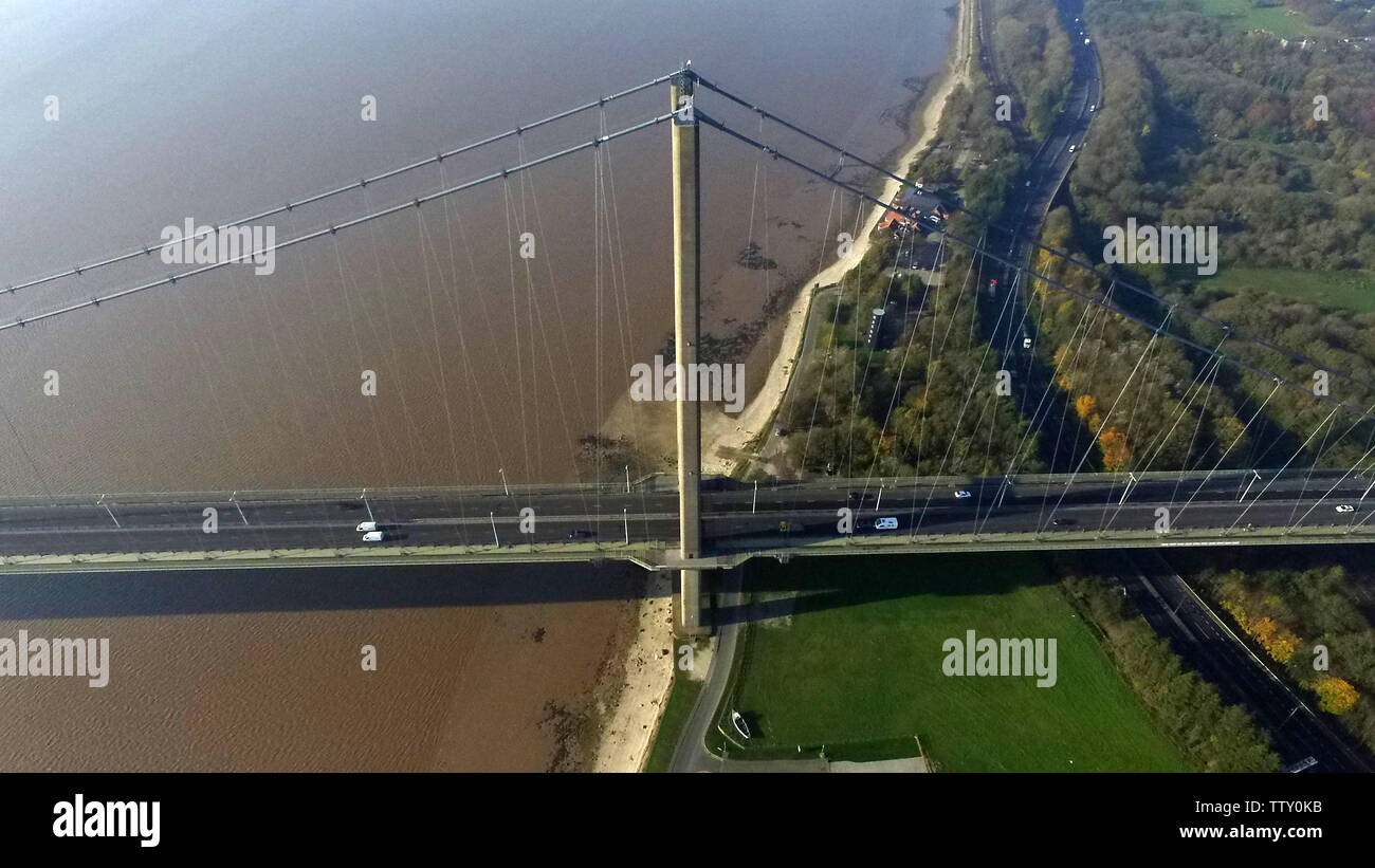Humber bridge hull hessle foreshore hi-res stock photography and images ...