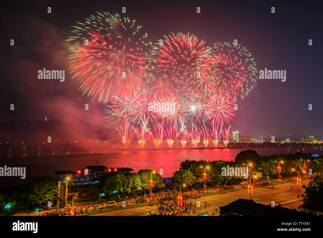 Orange island fireworks hi-res stock photography and images - Alamy