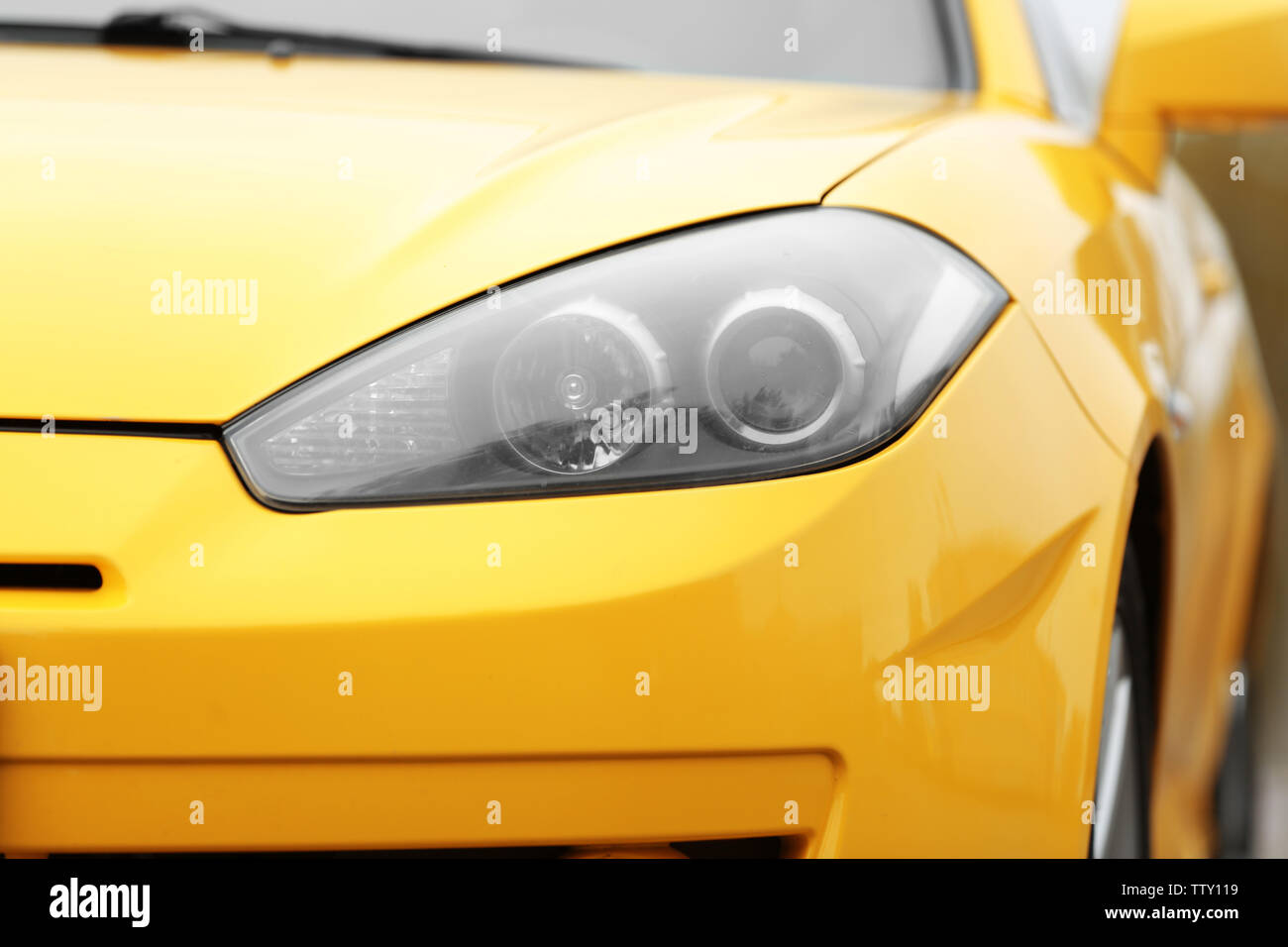Smart headlight hi-res stock photography and images - Alamy