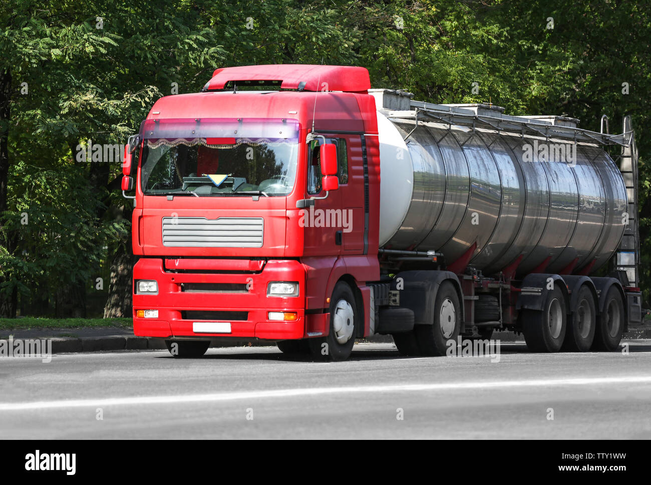Front of red American cargo truck Stock Photo - Alamy