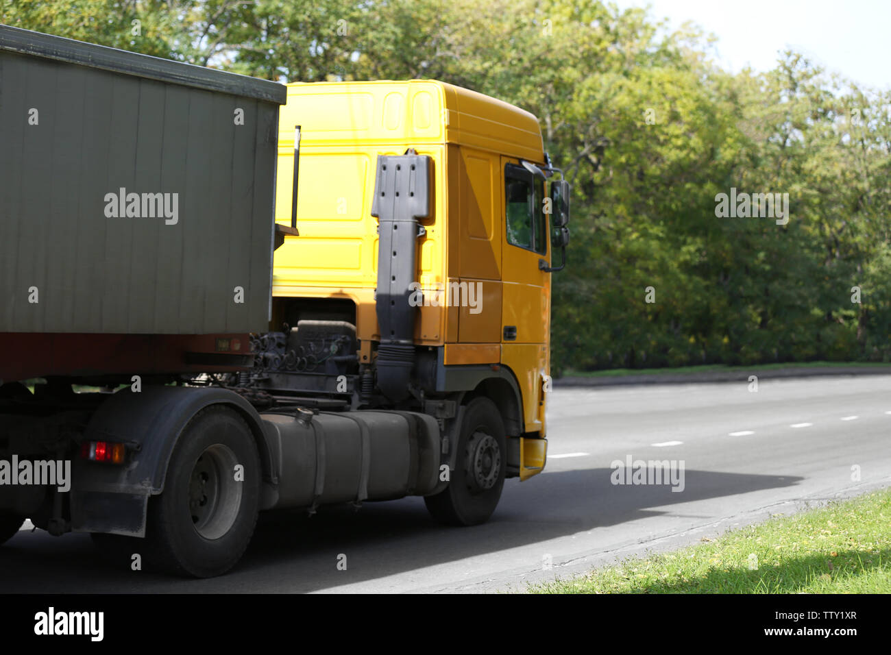 Back of American cargo truck Stock Photo - Alamy