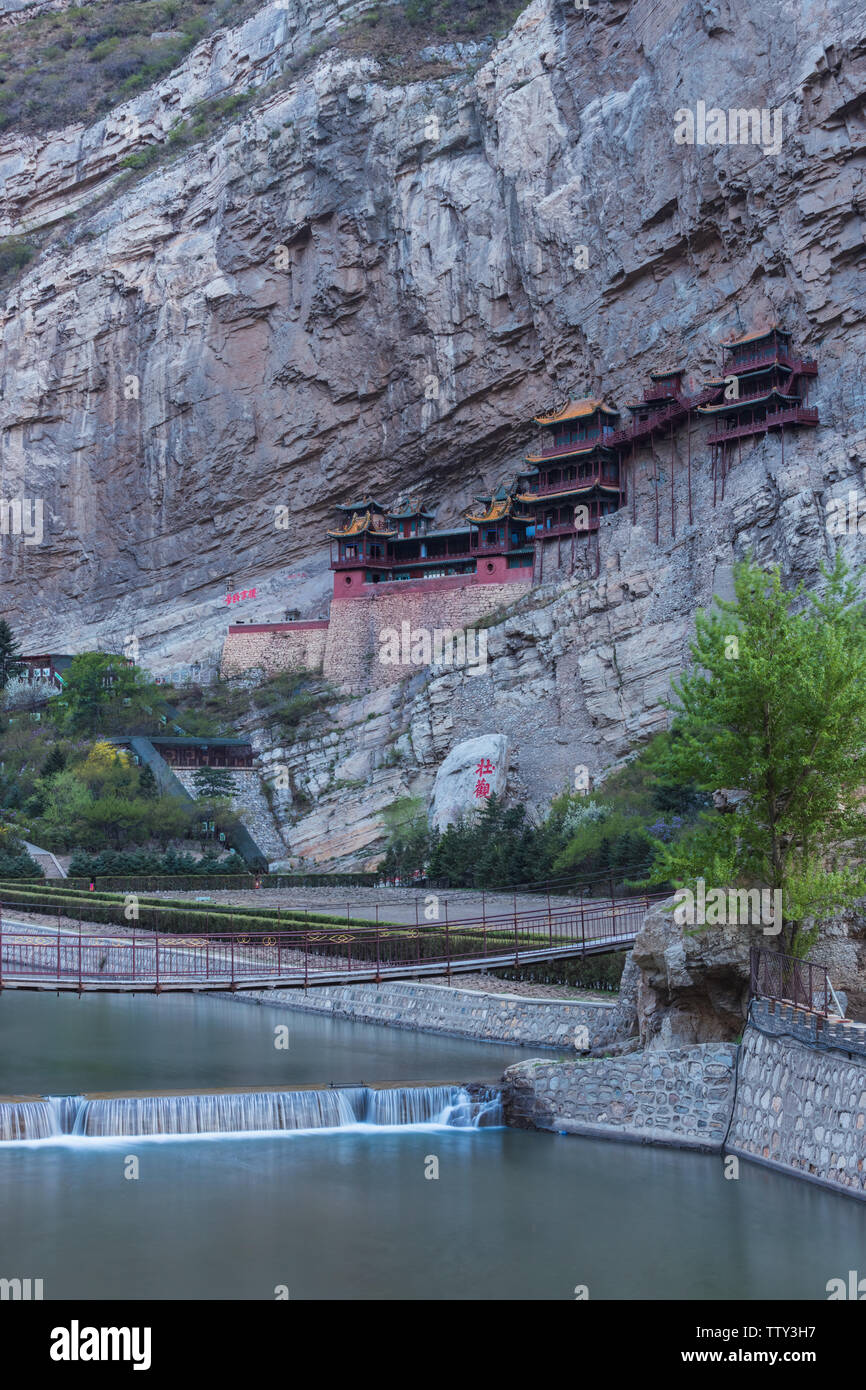 Hanging temple shanxi province hi-res stock photography and images - Alamy