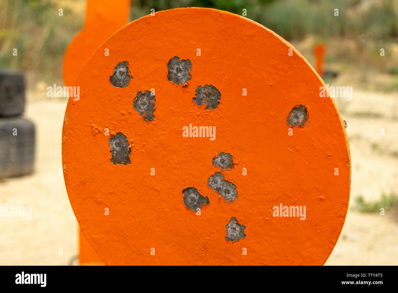 Tactical shotgun shooting target hi-res stock photography and images ...