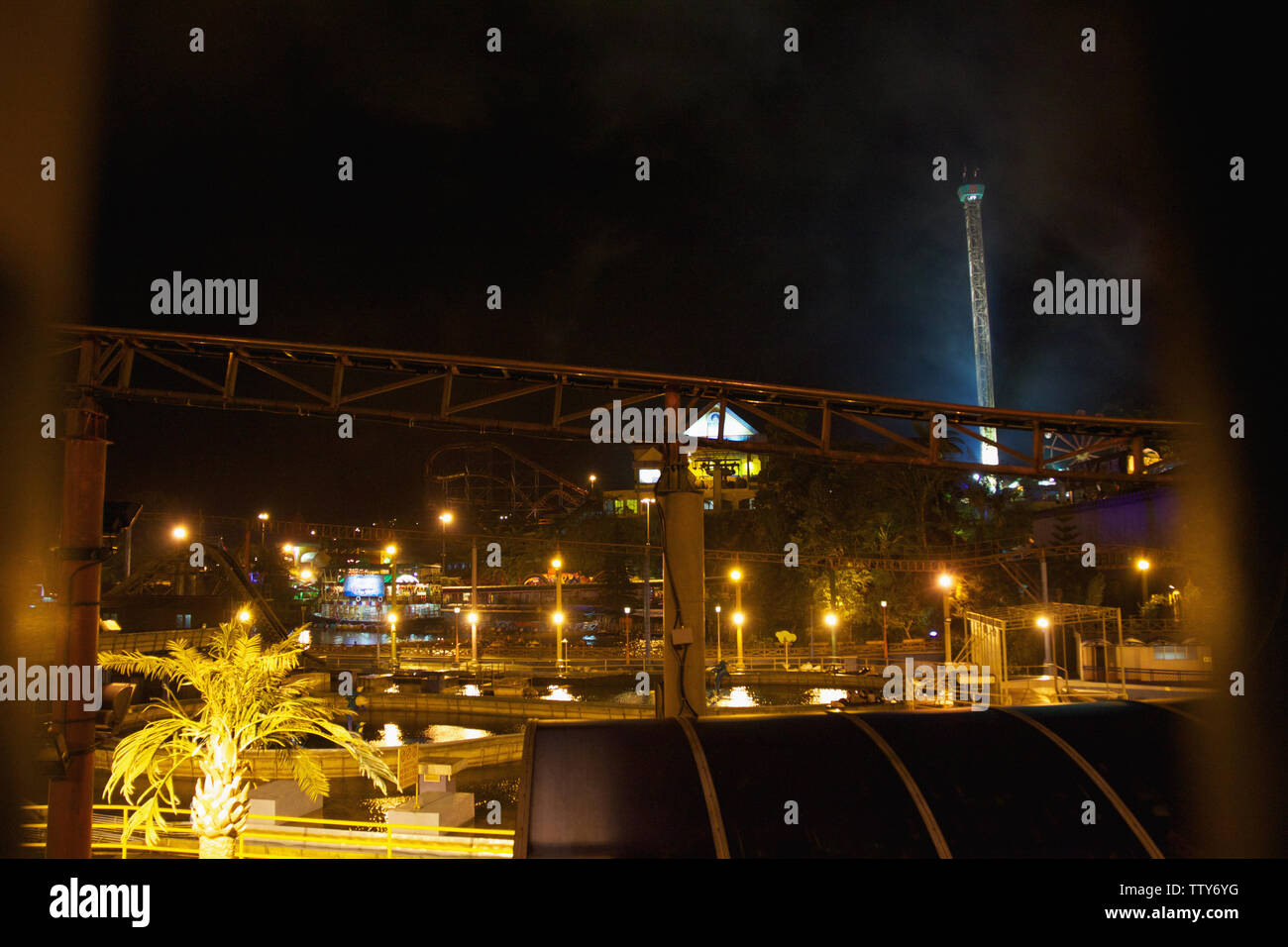Space shot ride in an amusement park, Genting Highlands, Malaysia Stock ...