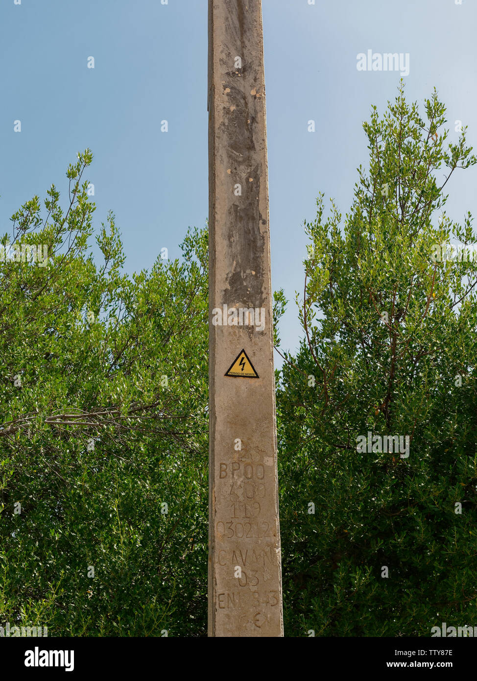 Cement transmission pole hi-res stock photography and images - Alamy
