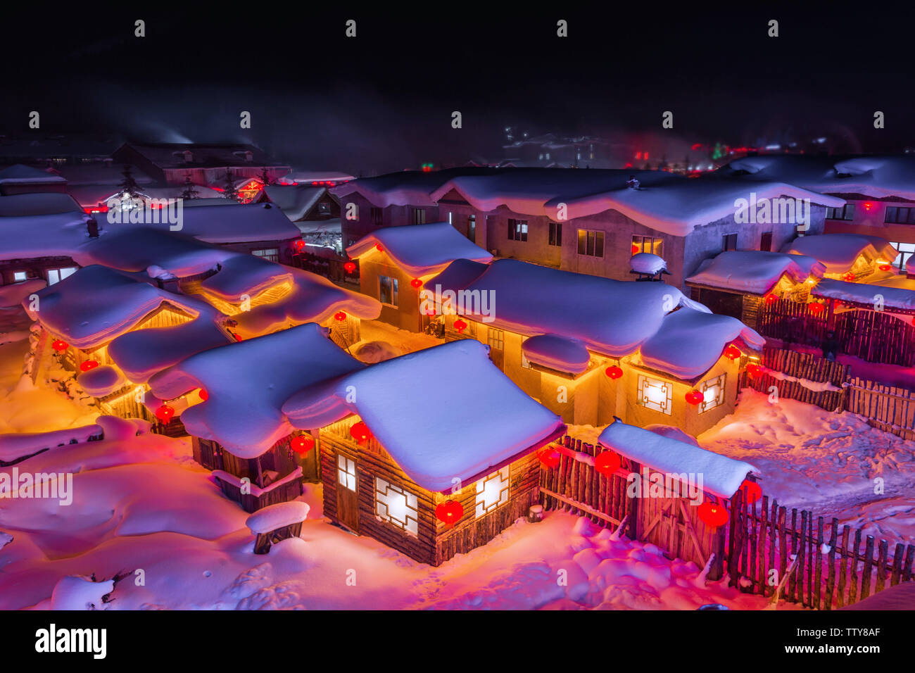 Cold snow, warm snow Stock Photo - Alamy