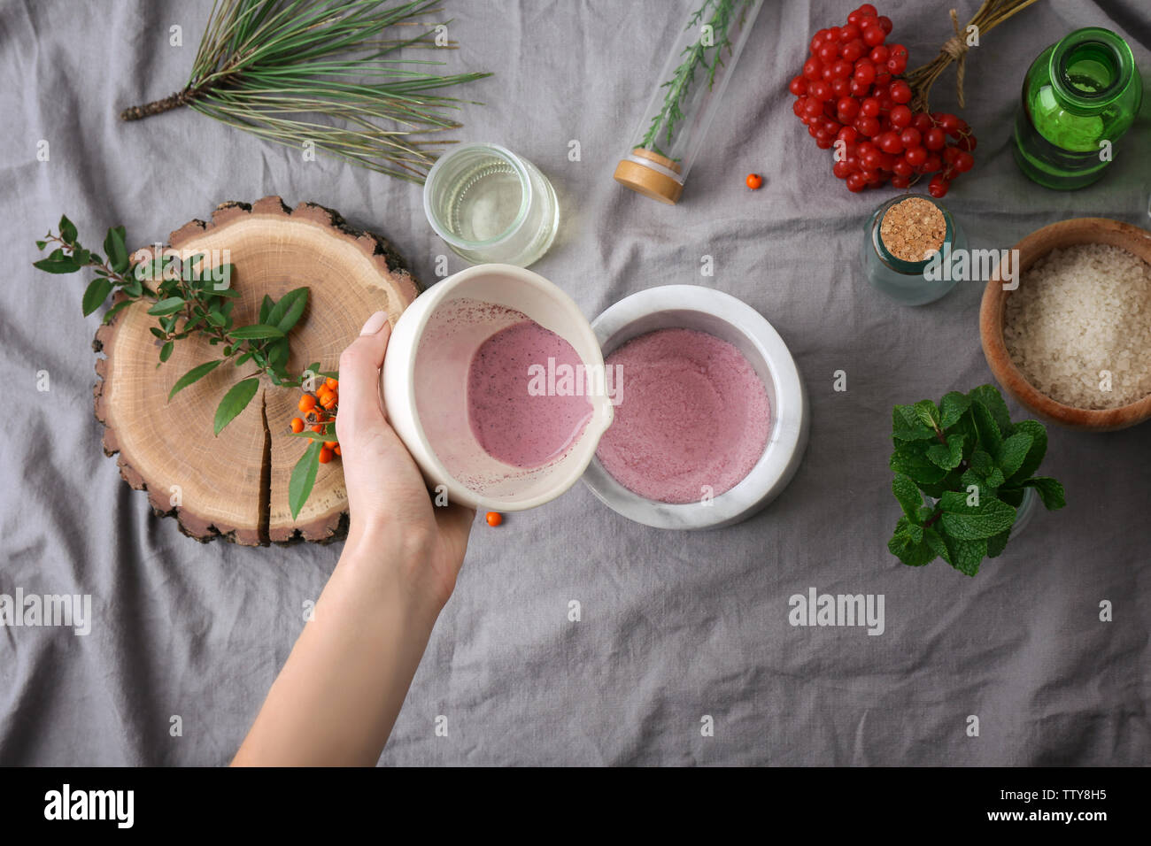 Cosmetics mixing hi-res stock photography and images - Alamy