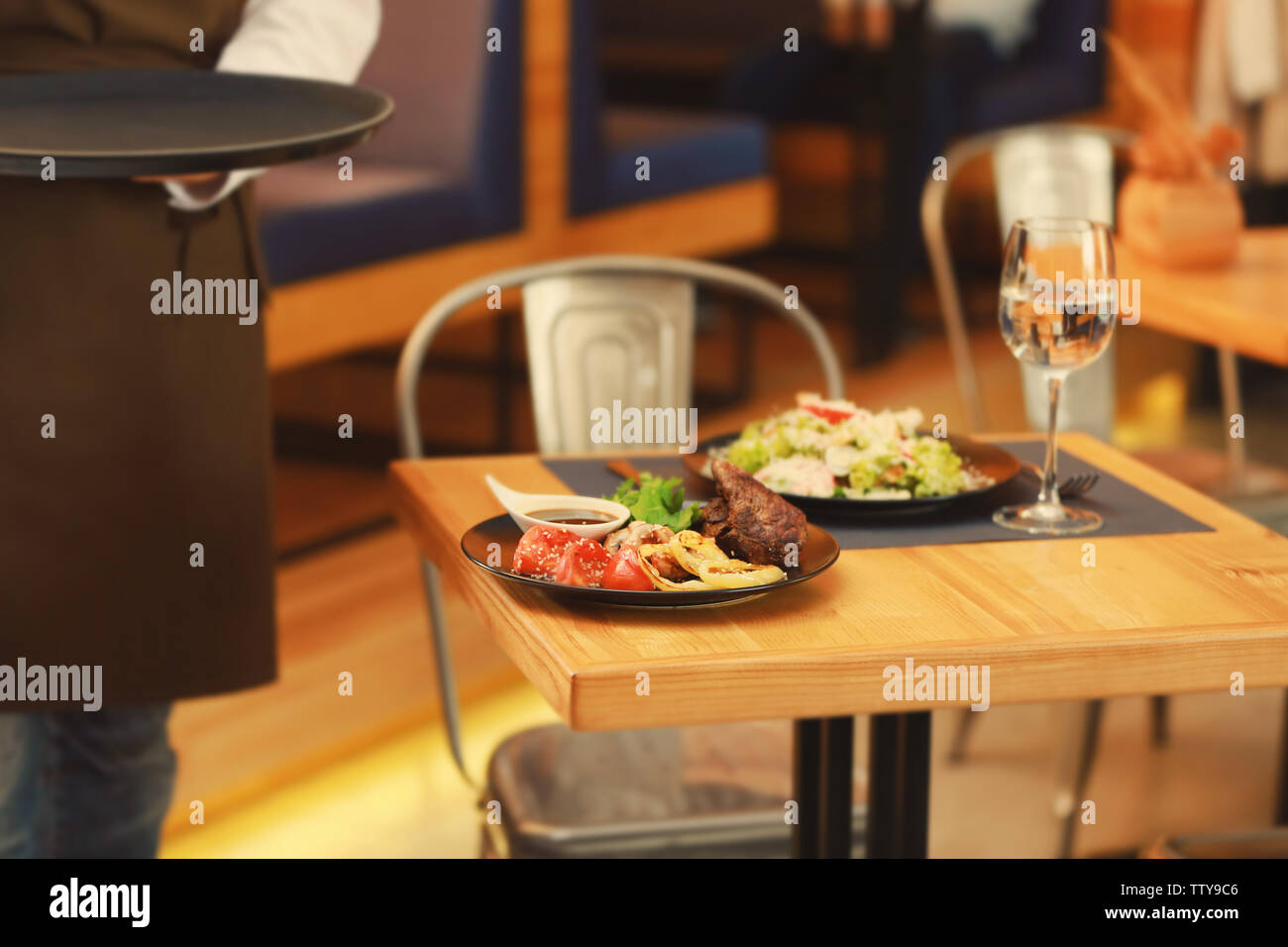 Food boat serving close up hi-res stock photography and images - Alamy