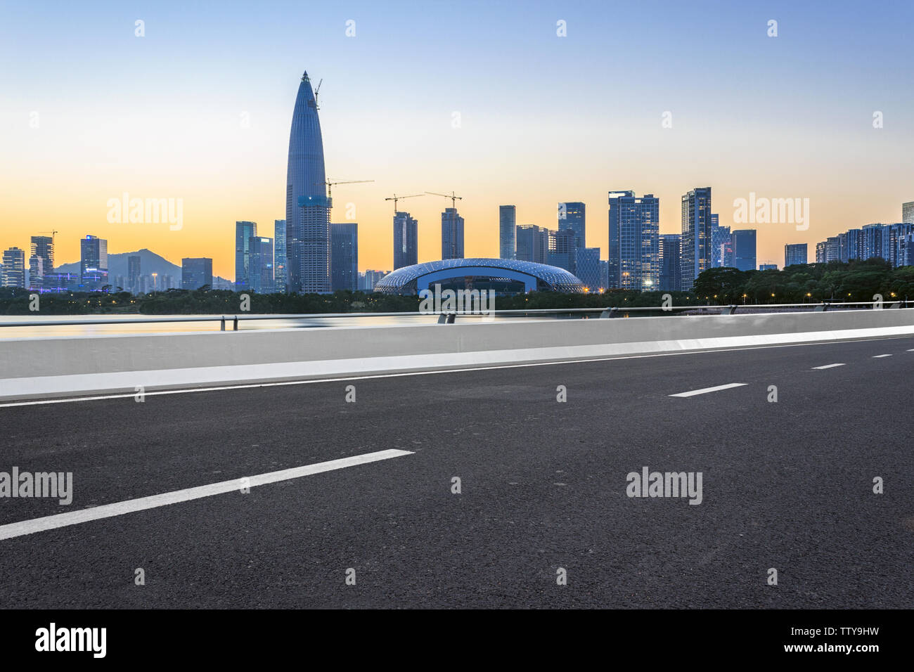 Houhai architecture hi-res stock photography and images - Alamy
