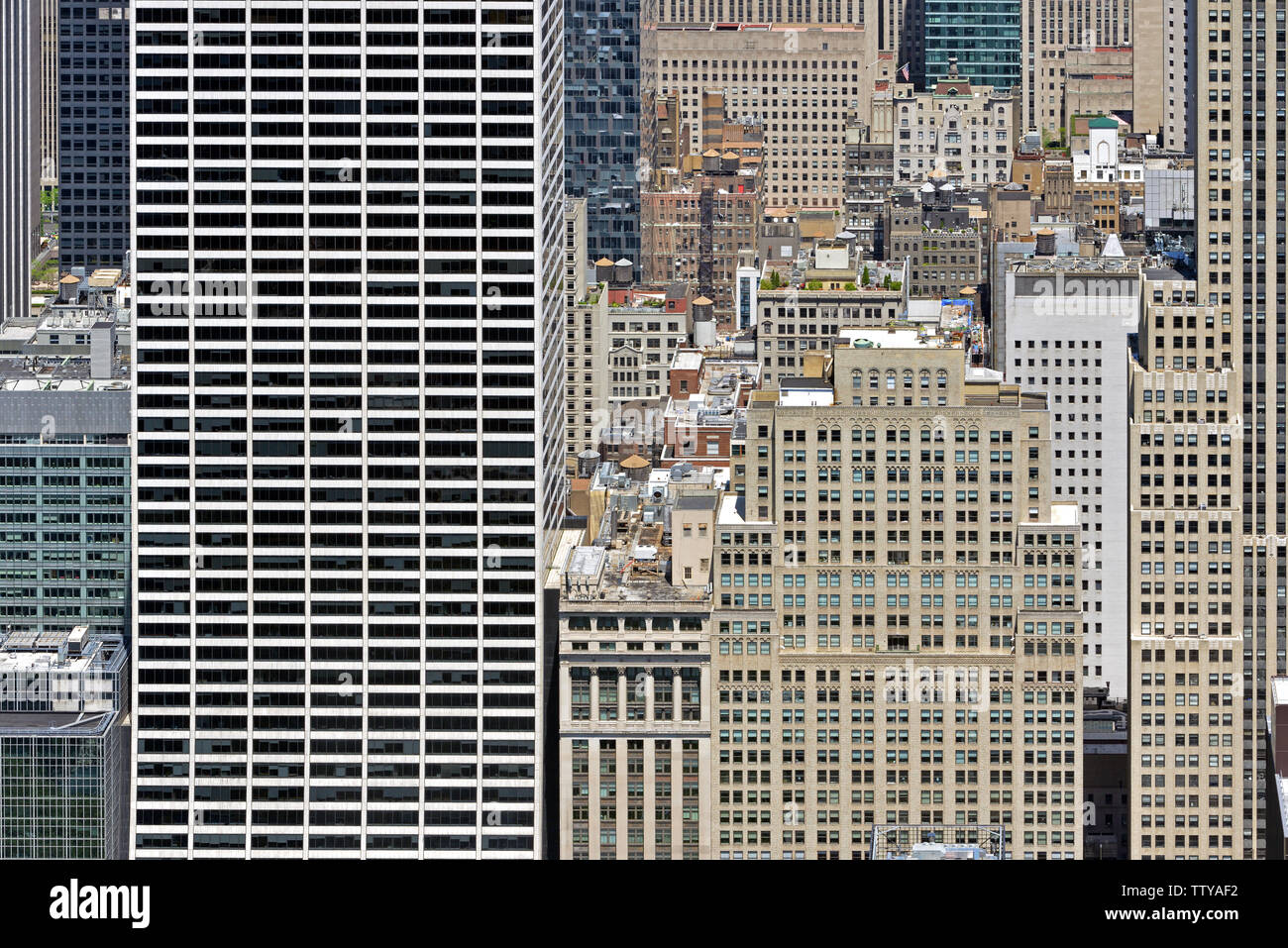 Rockefeller Center, large complex consisting of 19 commercial buildings ...