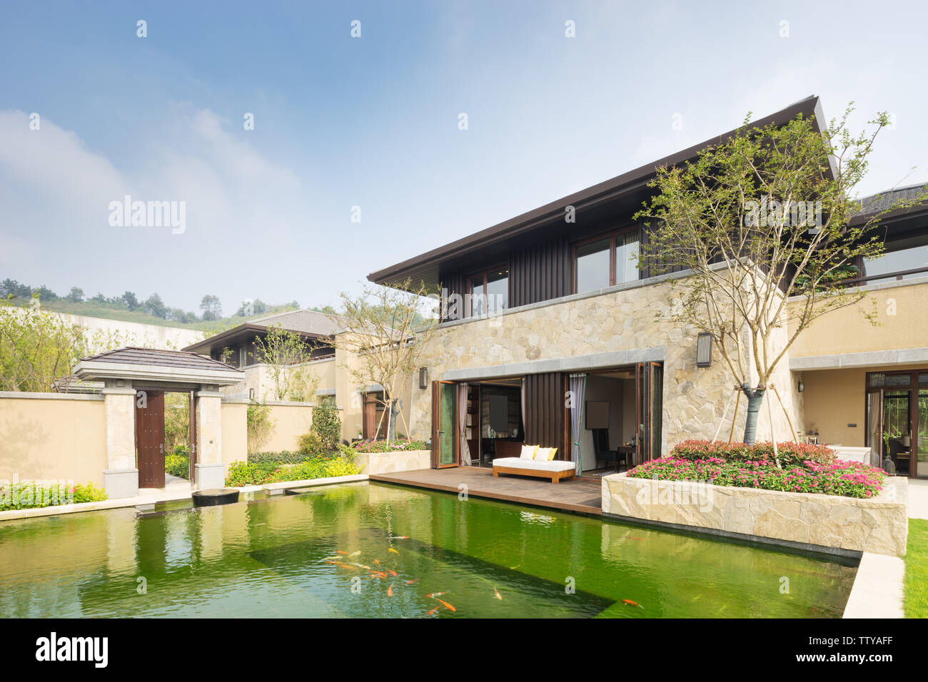 Fishpond building hi-res stock photography and images - Alamy